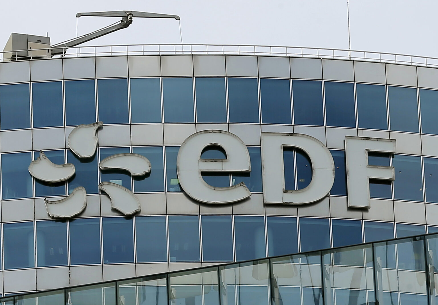 EDF Examines Gas Build-Up at Chinese Nuclear Plant