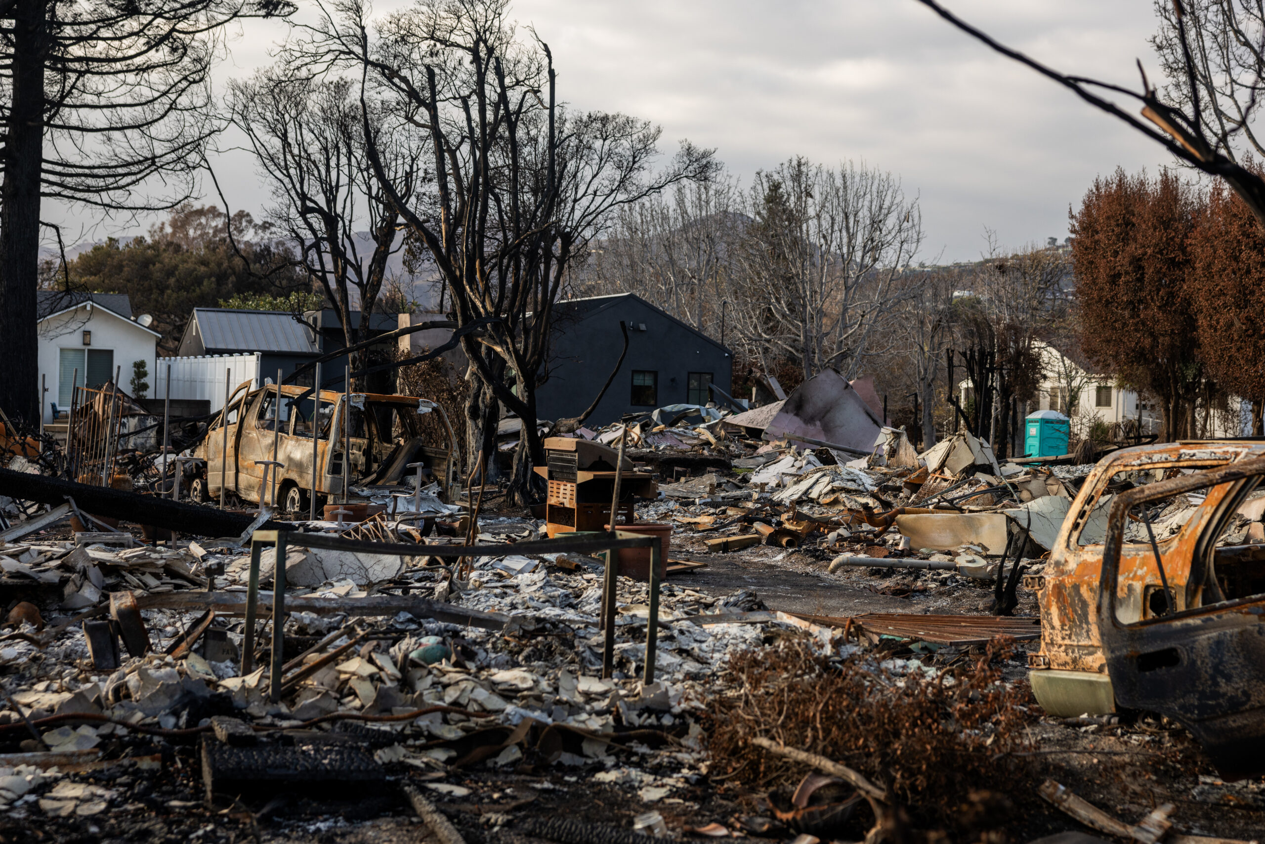 Homes With Toxic Smoke Damage Deepen Insurance Nightmare in LA