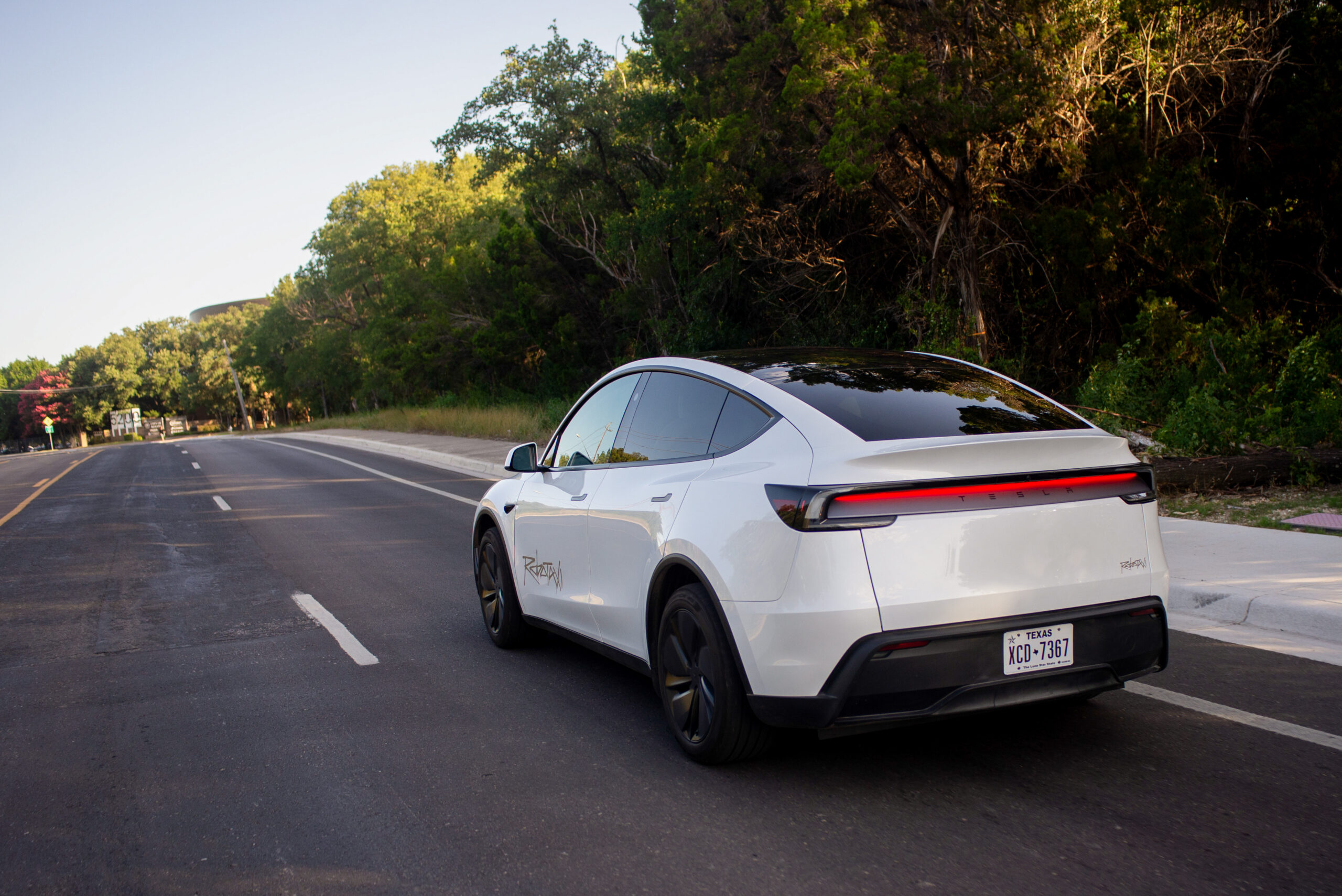 Tesla Robotaxi Videos Show Speeding, Driving into Wrong Lane