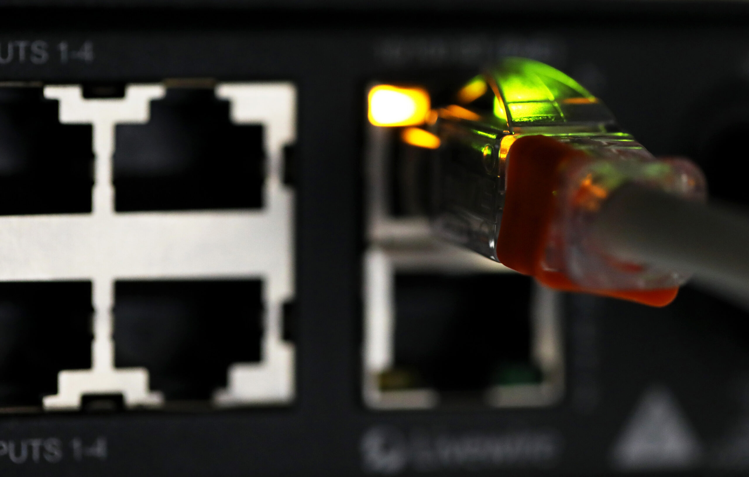 Chinese Group Hacks ‘Edge’ Devices in Ongoing Telecom Targeting