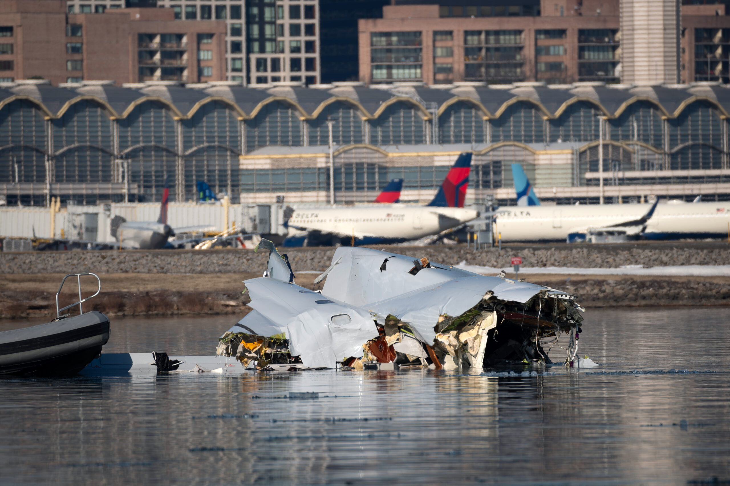 American Airlines Sued by Family of Man Killed in Fatal Crash