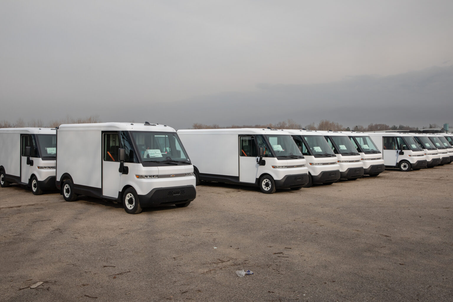 Amazon Tests GM EV Delivery Vans in Bid to Meet Climate Goals