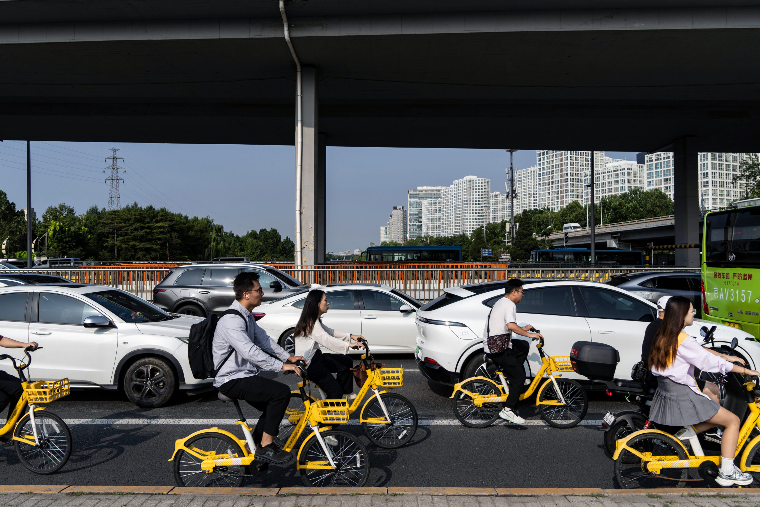 China’s EV Boom Saddles Its Auto Insurers With Chronic Losses